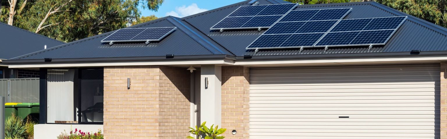 Paneles Solares para Casas en Guatemala - Kinova Solar